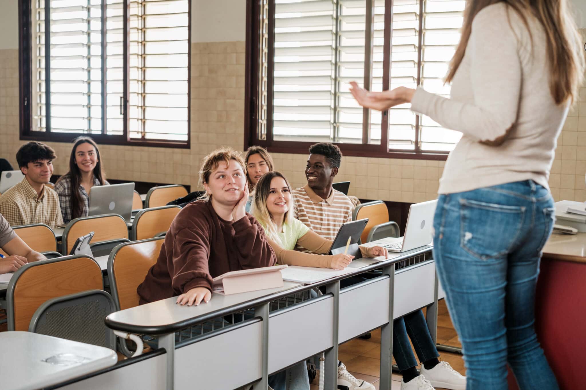 Virtual Learning for School Teachers: Enhance Your Skills Remotely