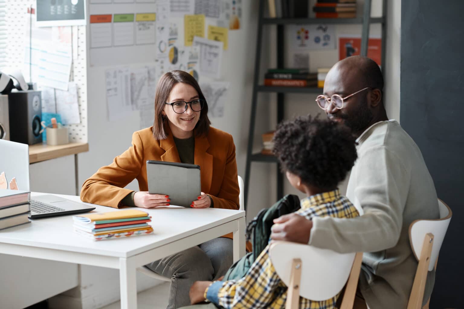 10 Powerful Compliments to Inspire and Motivate Your Teaching Staff